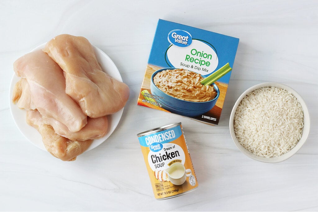 5 Ingredient Creamy Chicken and Rice Bake - HappiHomemade